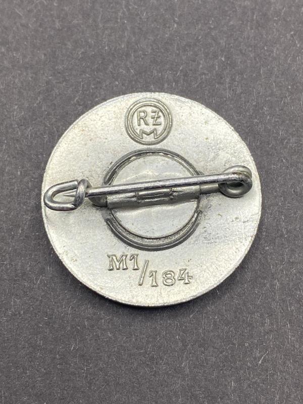 Tysmilitaria | NSDAP Party Badge M1/184 W.Aurich-Leipe Late War Variant